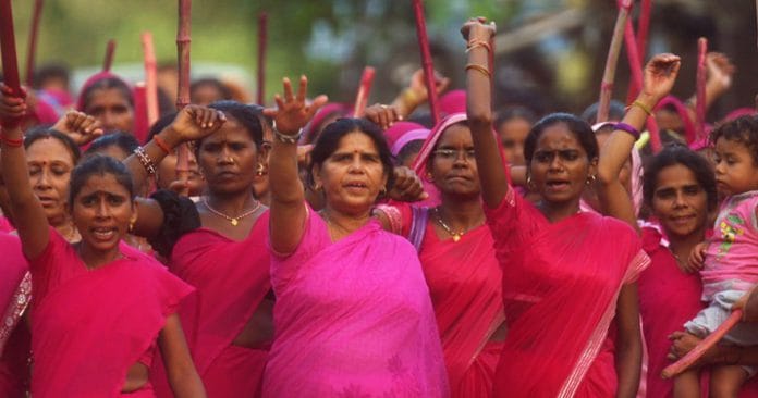 Gulabi Gang: Breaking The Ceiling With Lathis | #IndianWomenInHistory