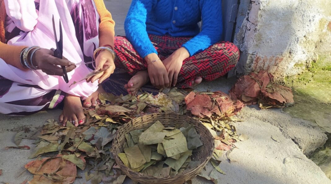 Despite Poor Wages & Exploitation, Women Continue To Roll Beedi To ...