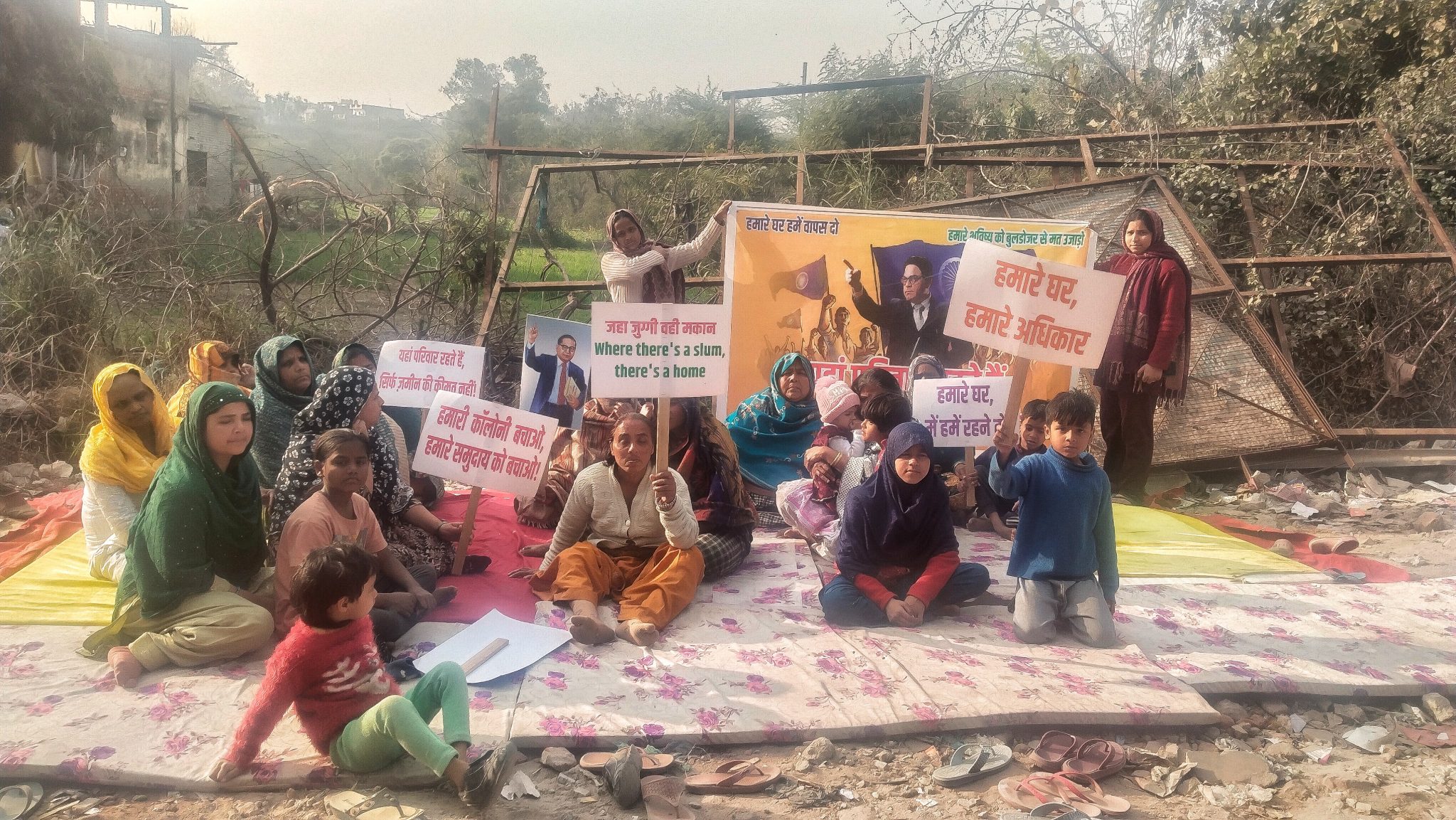 Bulldozer Justice In Delhi's Aali Gaon: Women Protest Against Sealing ...